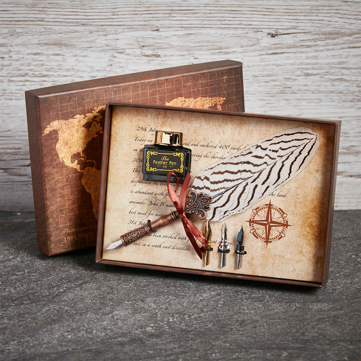 Diagonal Striped Feather Quill Set - Boutique Gifts
